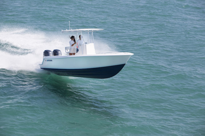 Contender 40 Express | Waylen Bay Yacht Sales